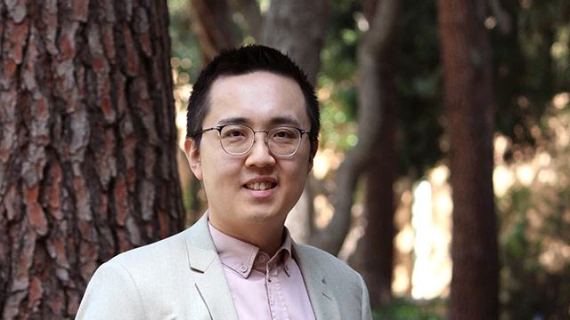 Article .::. UCLA International Institute