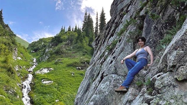 Article .::. UCLA International Institute