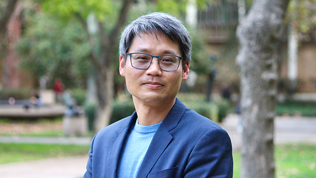 Article .::. UCLA International Institute